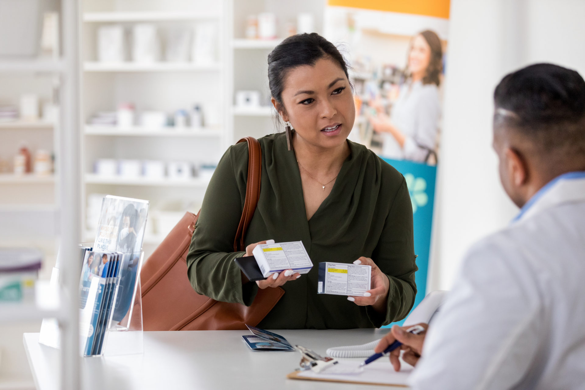 Pharmacist asks pharmacist question about medication | PAAS National